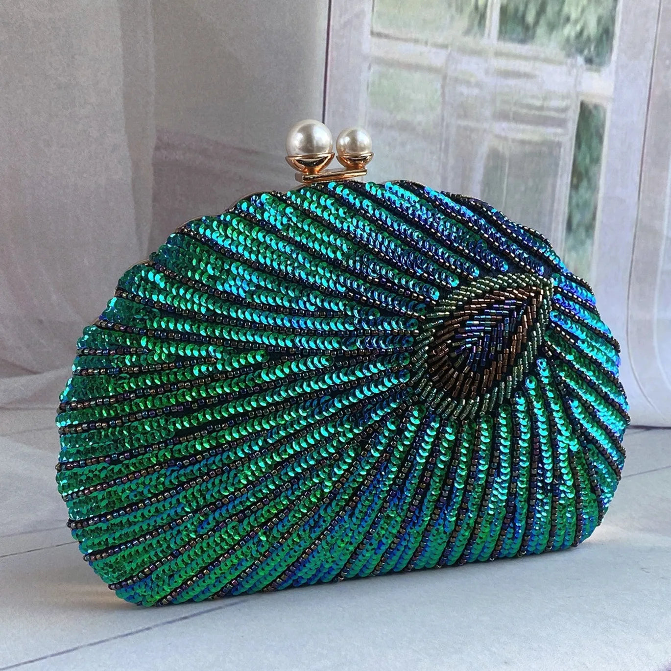Vintage Beaded Embroidery Clutch – Vivuki